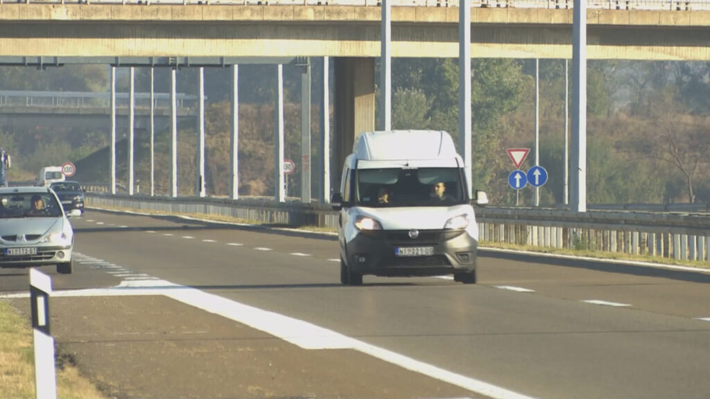 autoput - RTV Belle Amie